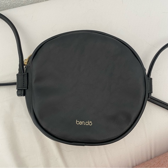 ban.do | Bags | Bando Crossbody Circle Bag Black Leather And Black ...